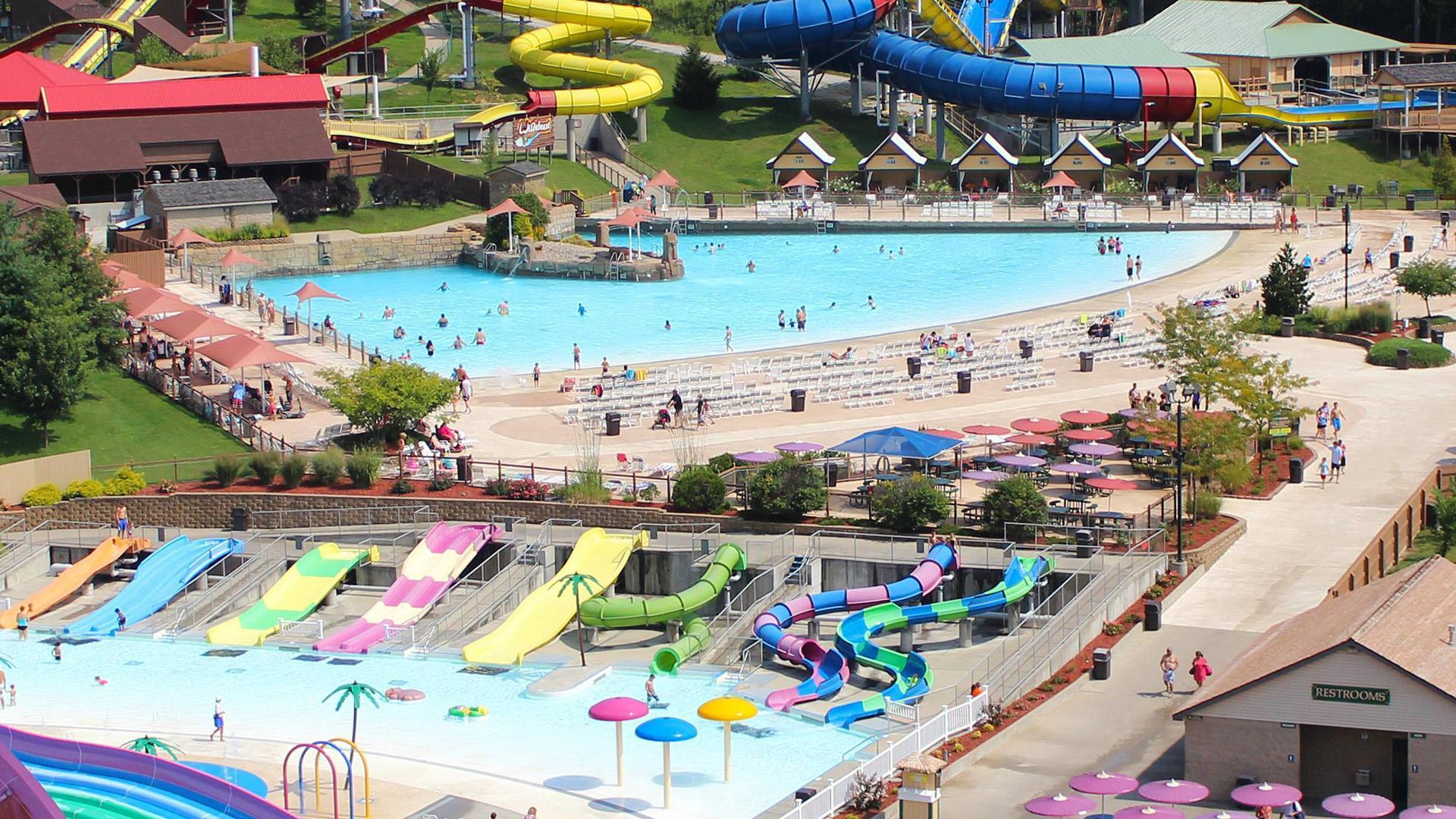 Holiday World & Splashin' Safari | WaveTek